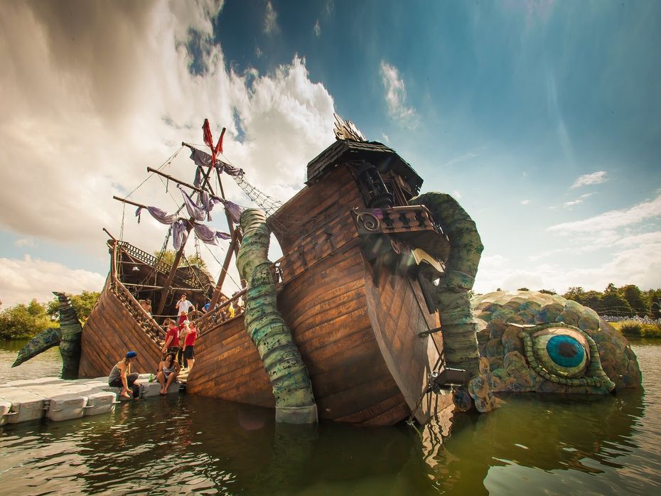 Shipshape Arts Ltd (Bespoke Installation Art)